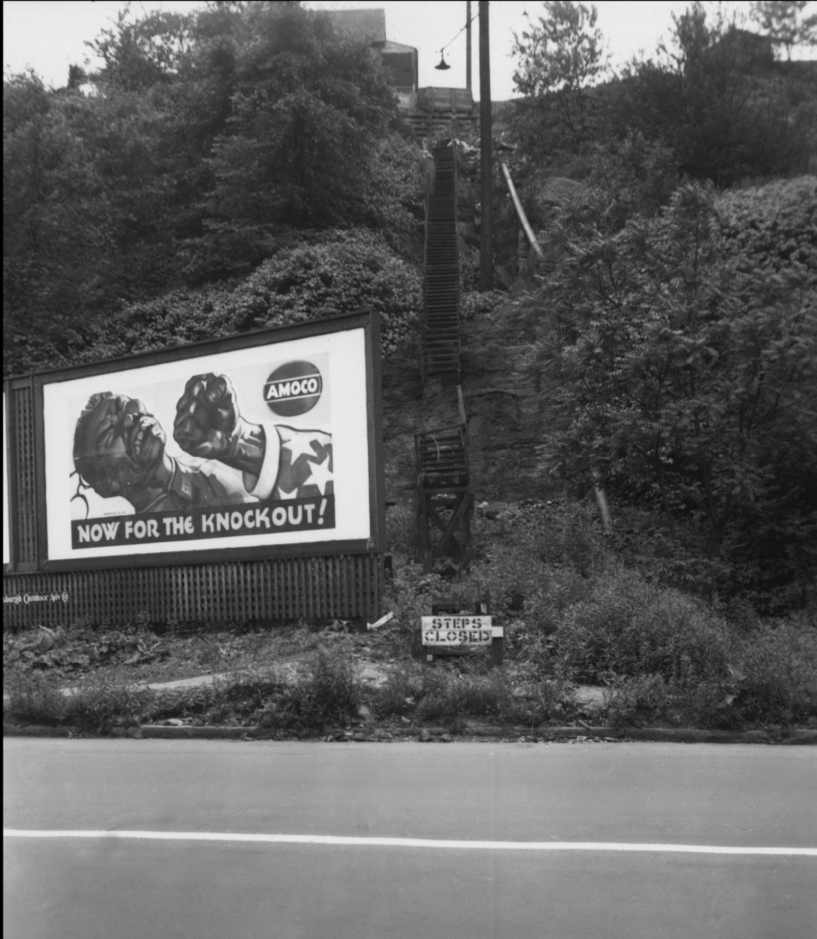 Making 1940s Billboards from Scale Lumber – The Smoky City
